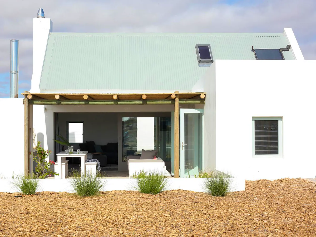 Owl House - One Bedroom Cottage in The Cottage Collection Paternoster ...