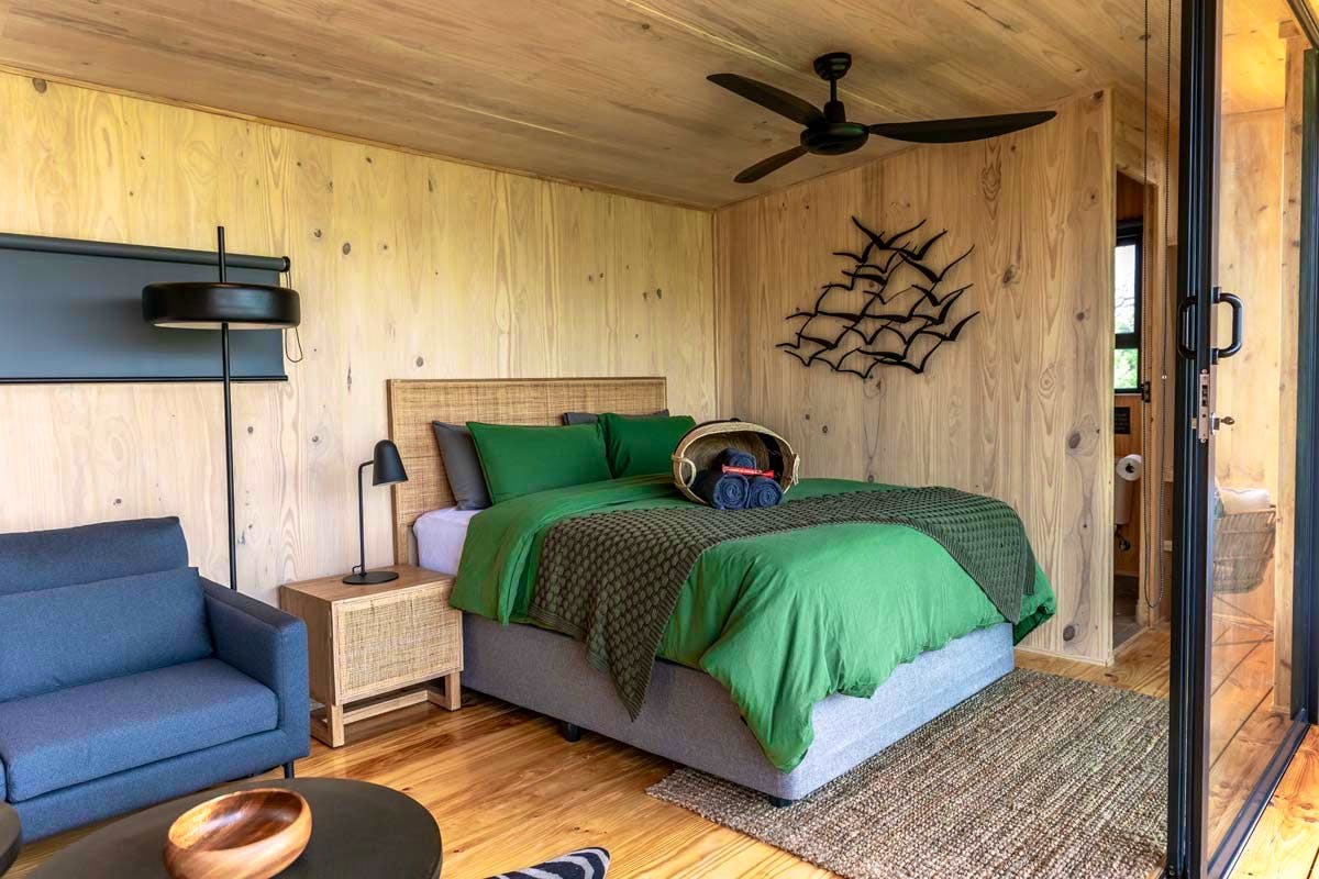 Thaba eNtle Pods: A Contemporary Self-catering bush retreat in the ...